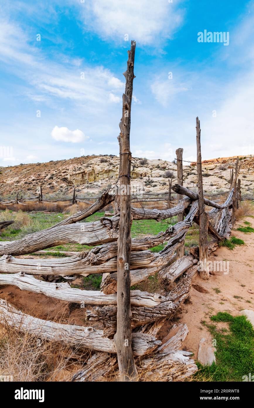 1800s fence hi-res stock photography and images - Alamy
