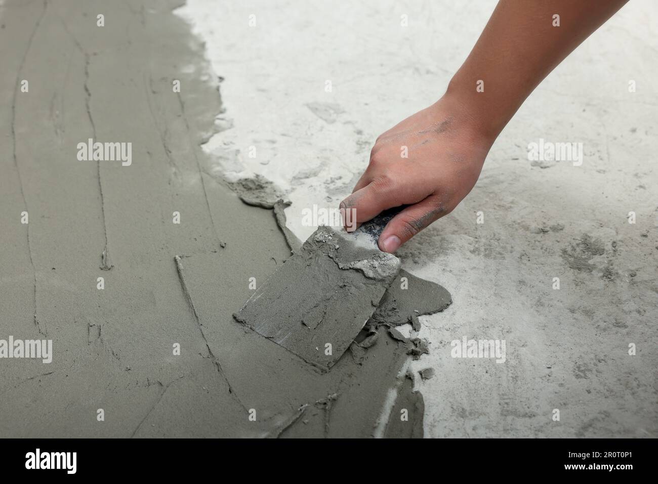 Applying tiles hi-res stock photography and images - Alamy