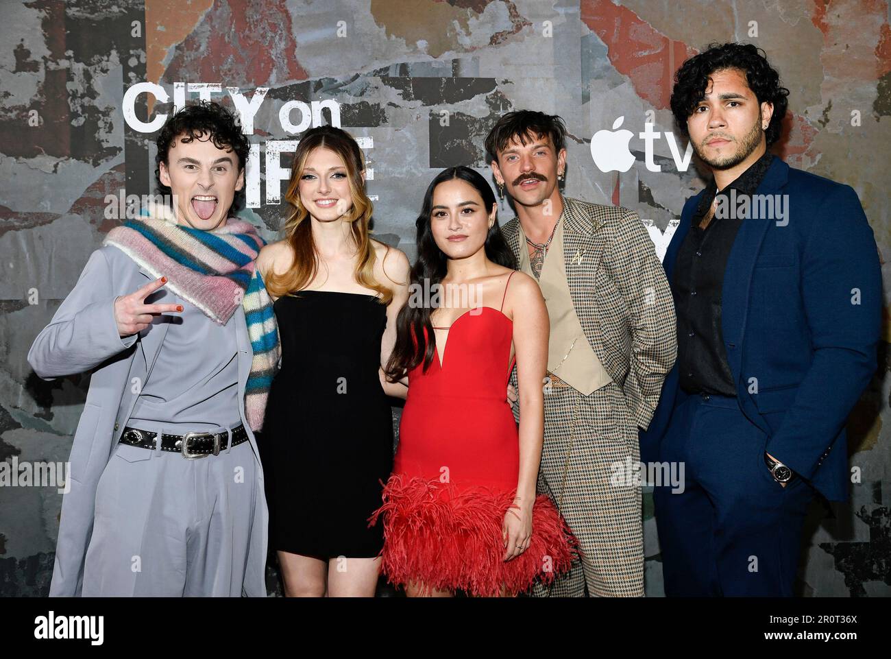 Wyatt Oleff, left, Alexandra Doke, Chase Sui Wonders, Max Milner and ...