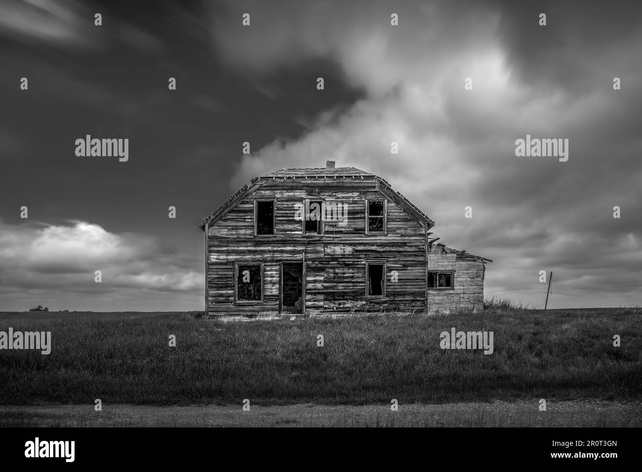 Old abandoned homestead on the open prairies Stock Photo - Alamy