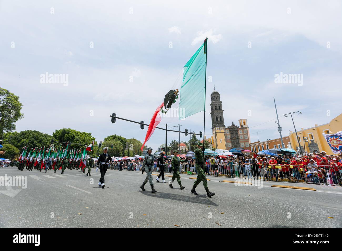 representation of the battle of May 5, march in the civic parade on the ...