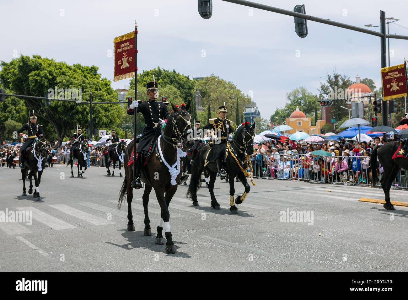 representation of the battle of May 5, march in the civic parade on the ...