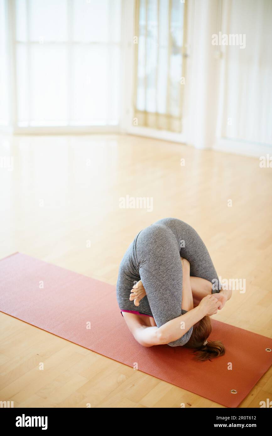 Relaxed postures hi-res stock photography and images - Alamy