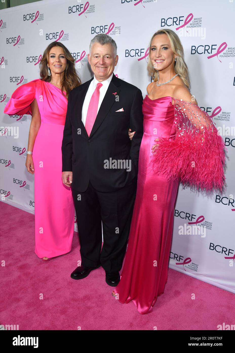 Elizabeth Hurley, William P. Lauder and Kinga Lampert Stock Photo - Alamy