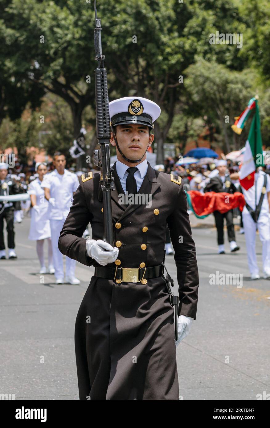 representation of the battle of May 5, march in the civic parade on the ...