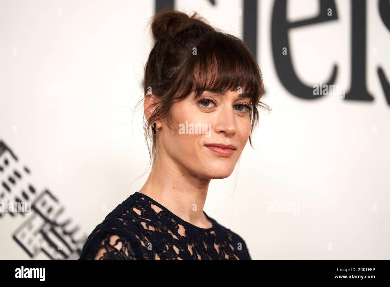 Lizzy Caplan arrives to a screening of "Fleishman Is In Trouble ...