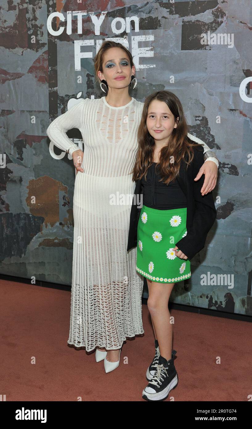 New York, USA. 09th May, 2023. L-R: Jemima Kirke and daughter Rafaella ...