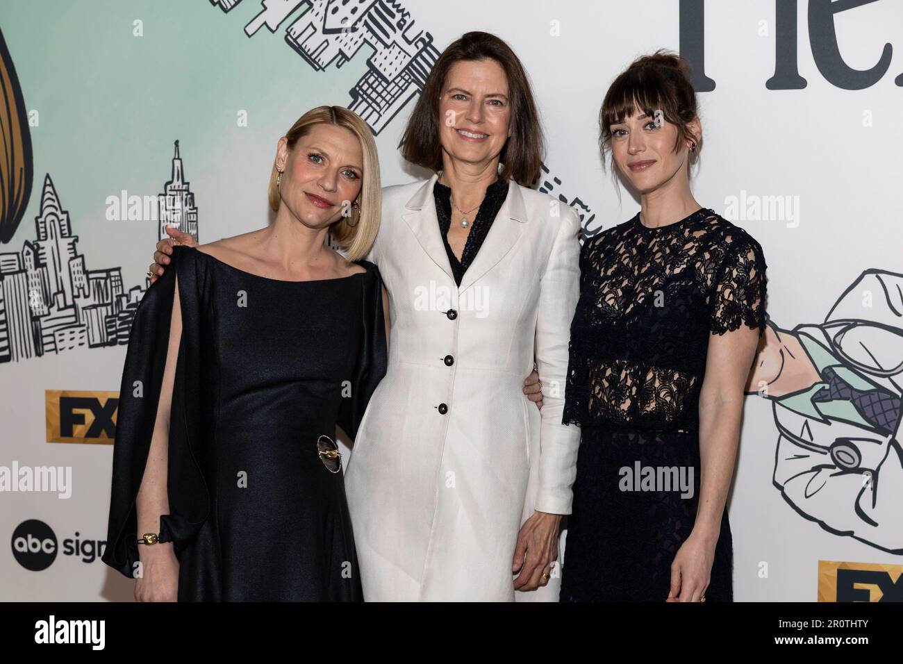 Los Angeles, USA. 09th May, 2023. Claire Danes, Sarah Timberman, and ...