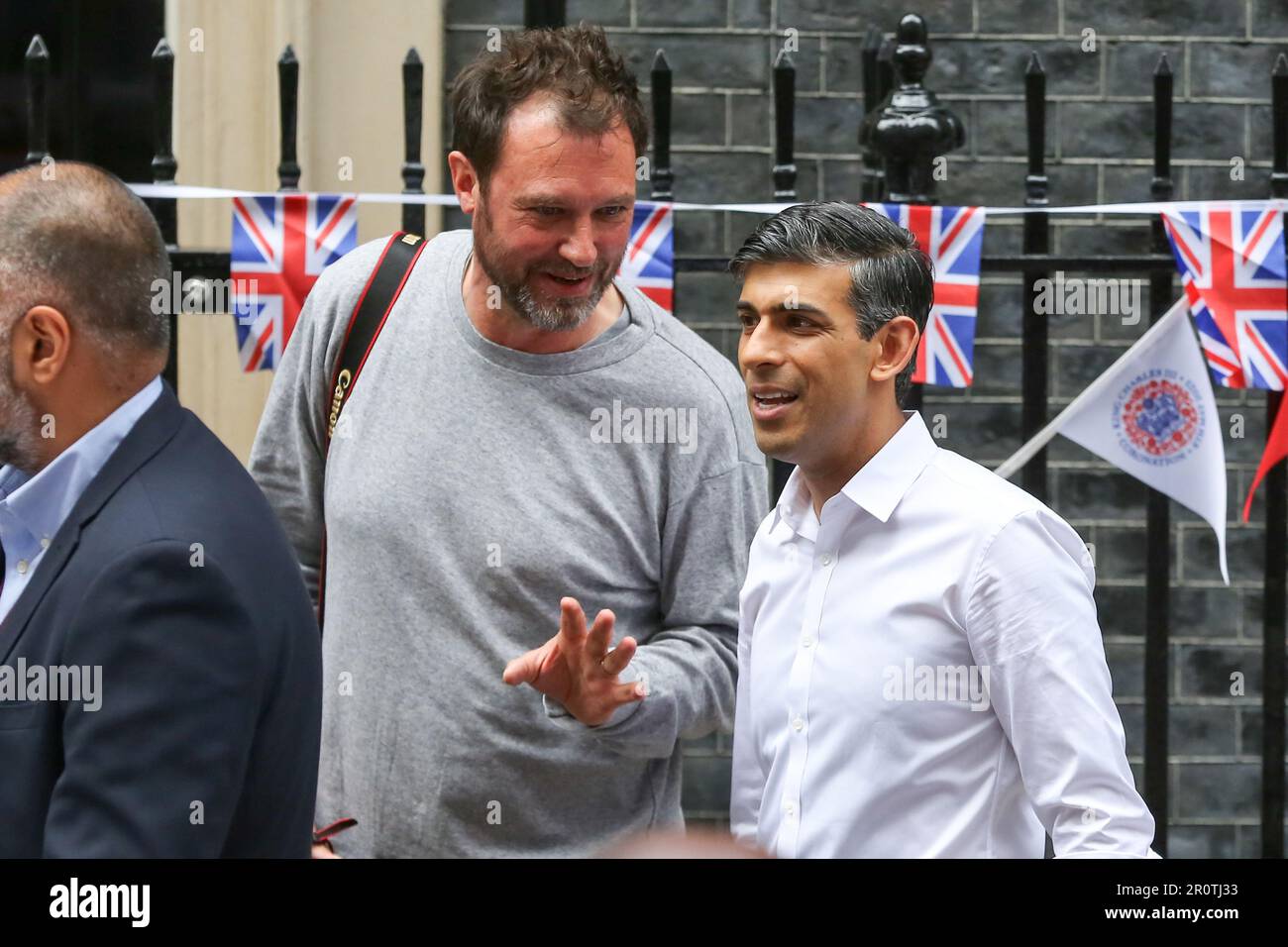 Coronation lunch at downing street hi-res stock photography and images ...