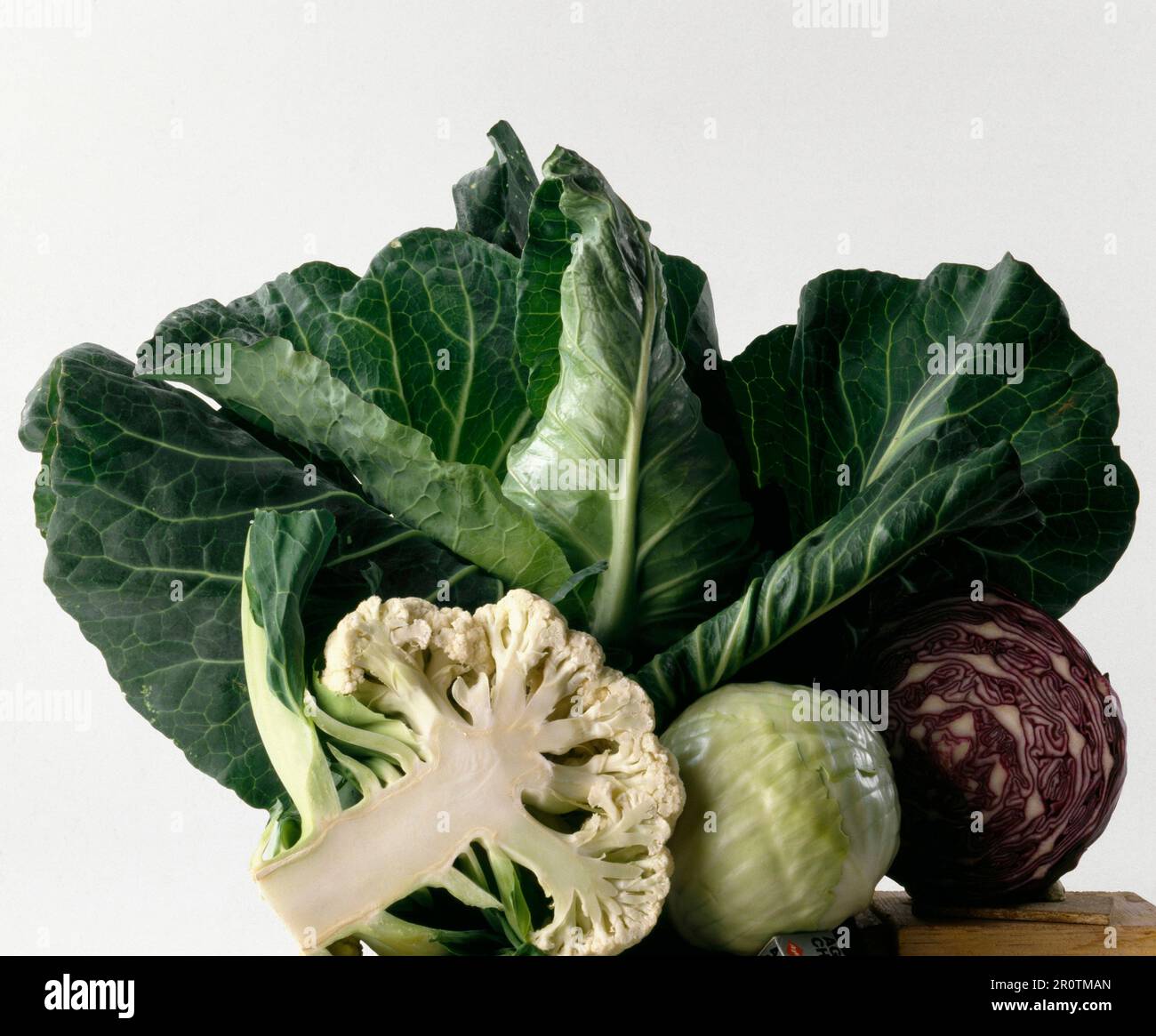 Savoy type cabbage hi-res stock photography and images - Alamy