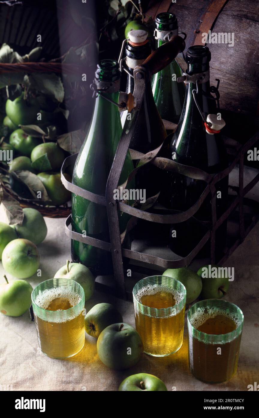 Alcohol german cider hi-res stock photography and images - Alamy