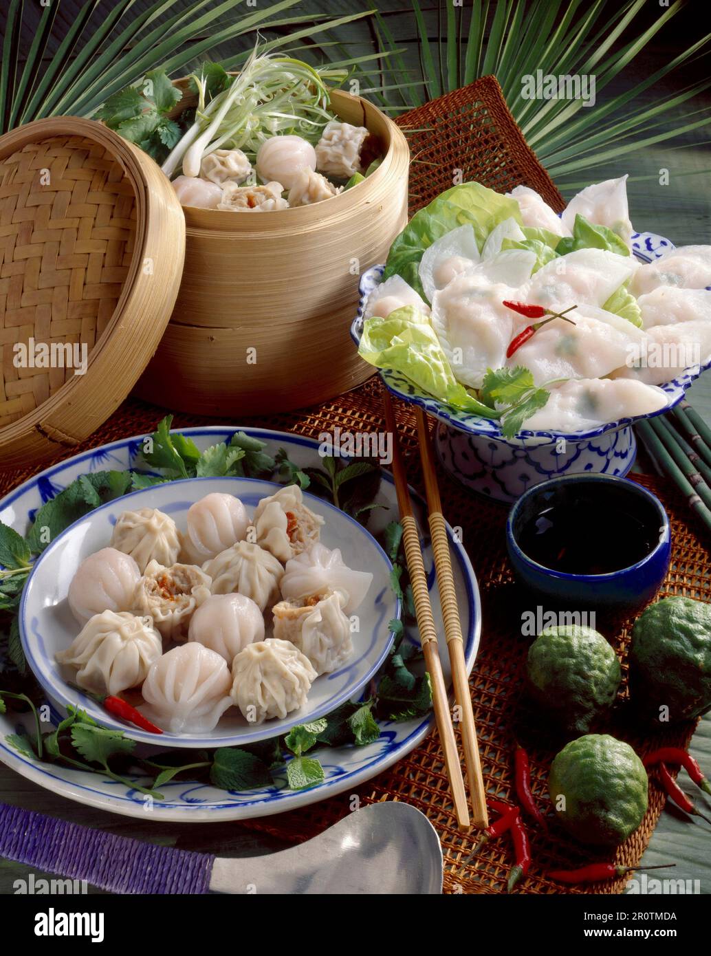 China menu card hi-res stock photography and images - Alamy