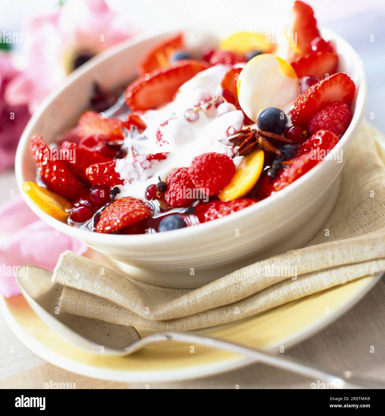 Summer fruit with cream Stock Photo - Alamy