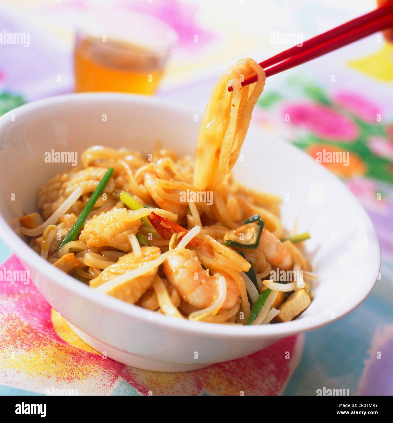 Mung bean glass noodles hi-res stock photography and images - Alamy