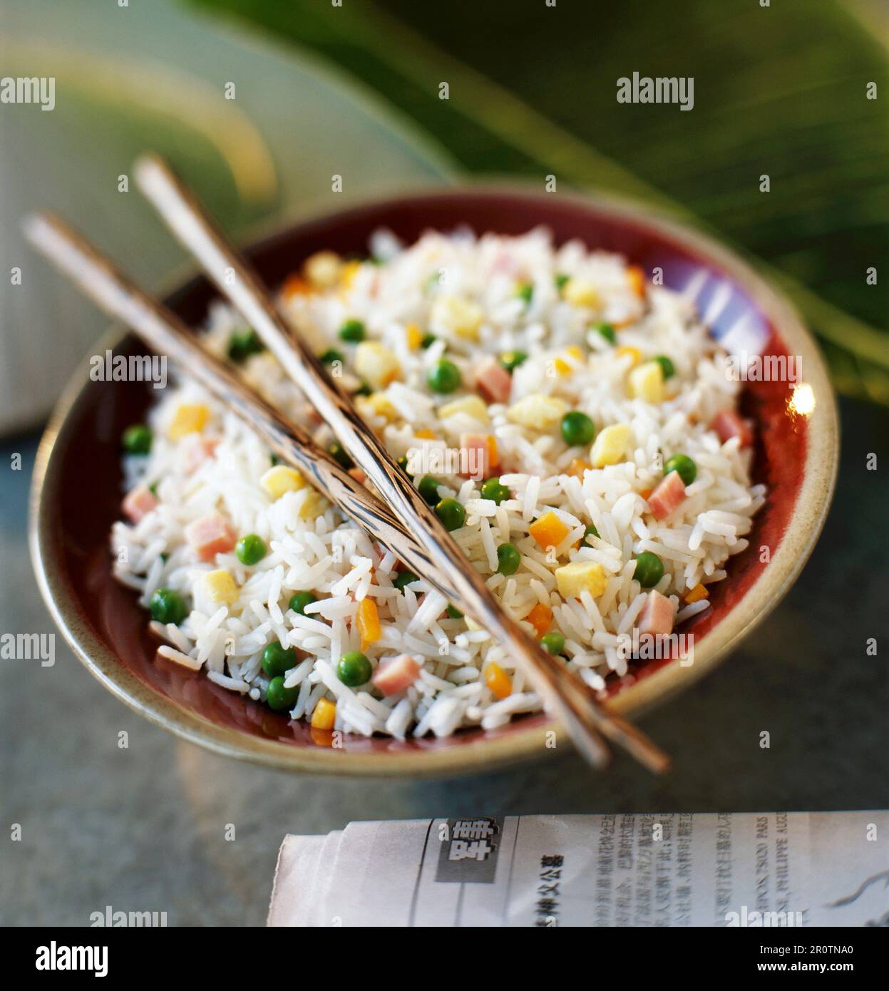 Rice sieve pan hi-res stock photography and images - Alamy