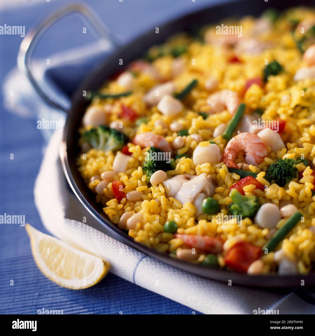Paella spain seafood free hi-res stock photography and images - Alamy