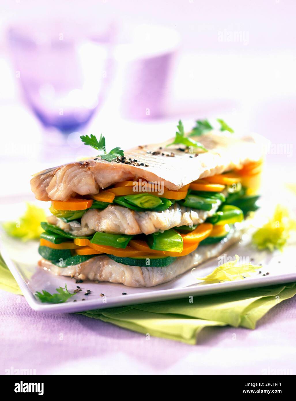 Whiting fish sandwich hi-res stock photography and images - Alamy