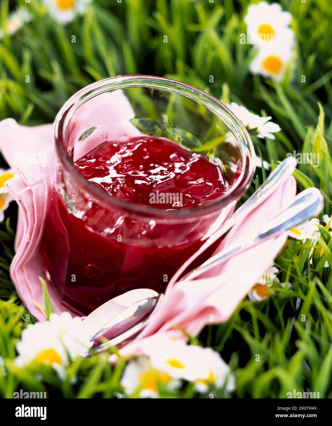 Pot of strawberry jam Stock Photo - Alamy