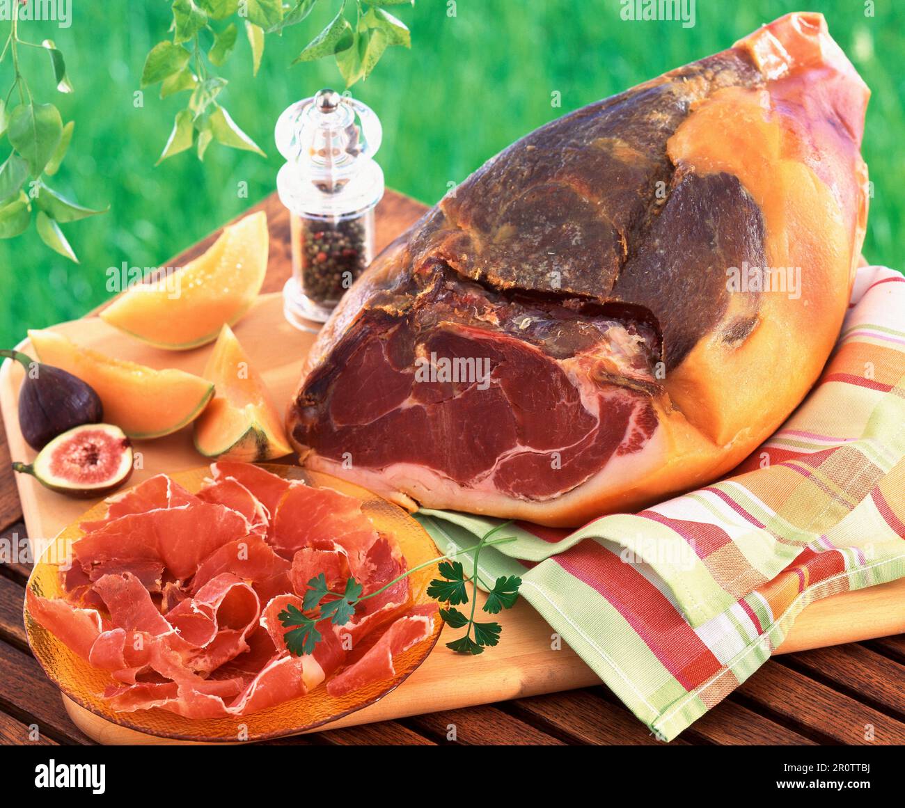 Serano ham hi-res stock photography and images - Alamy