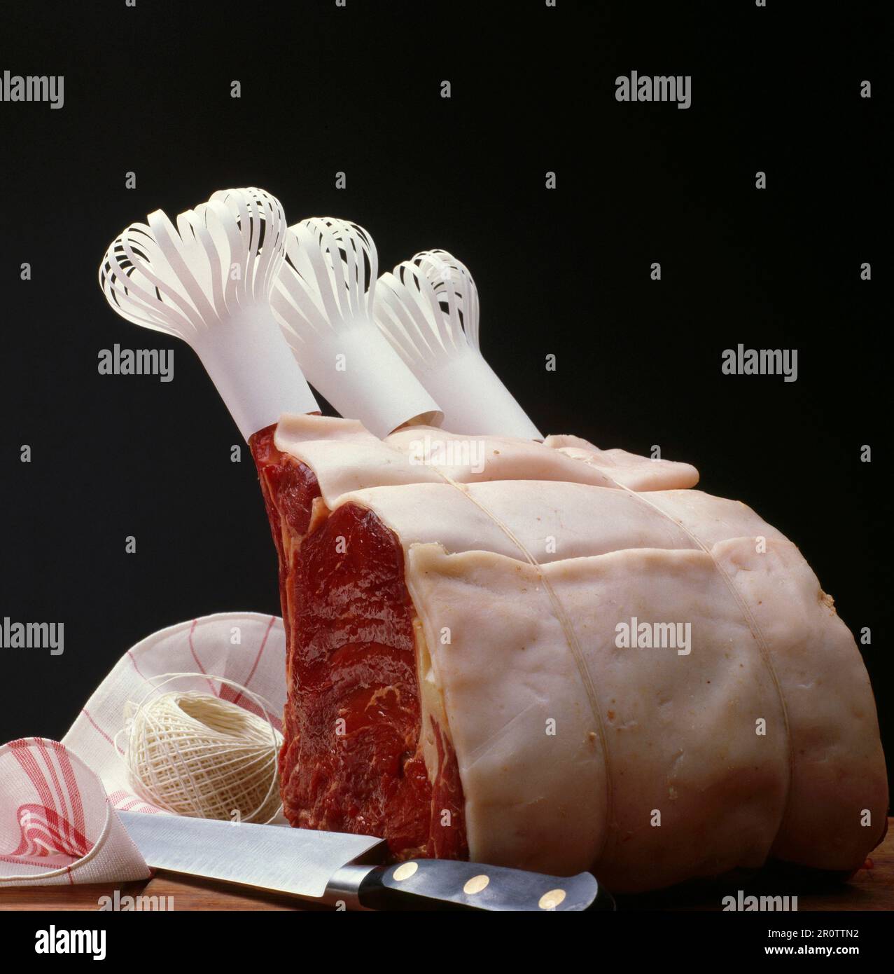 Raw beef chops Stock Photo - Alamy