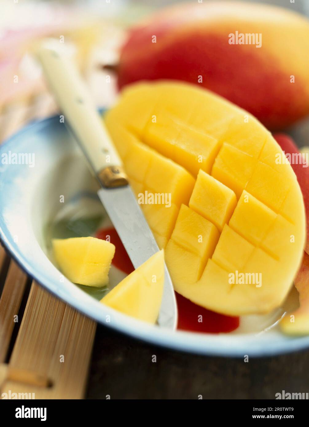 Mango cut out half fruit hi-res stock photography and images - Alamy
