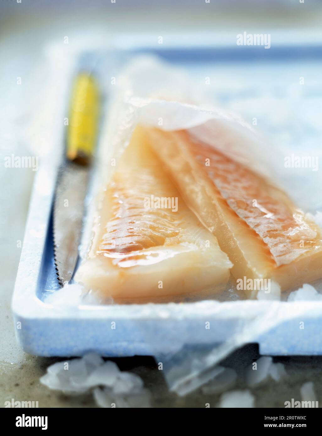 Haddock steak hi-res stock photography and images - Alamy