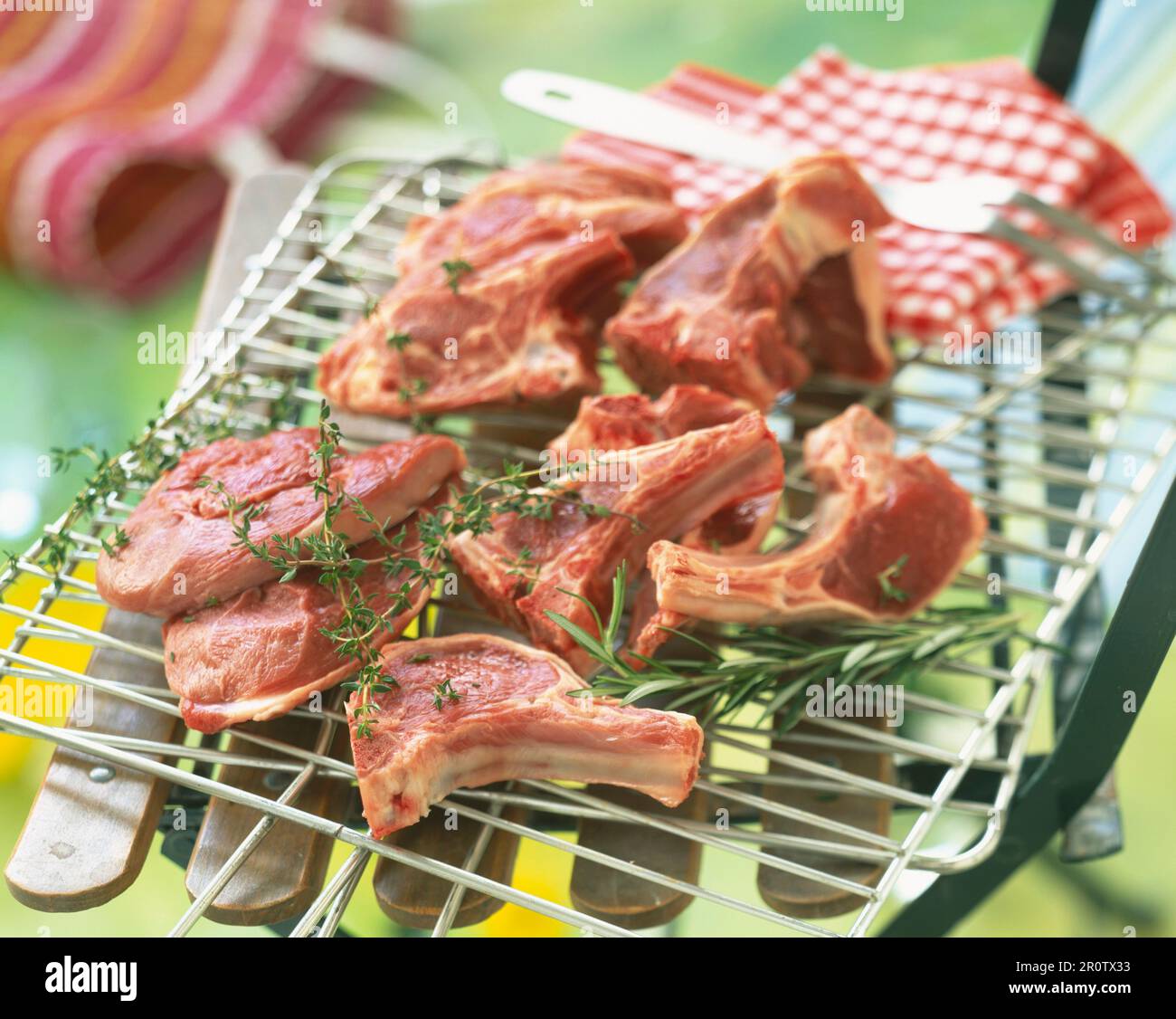 Raw lamb chops for grilling Stock Photo - Alamy