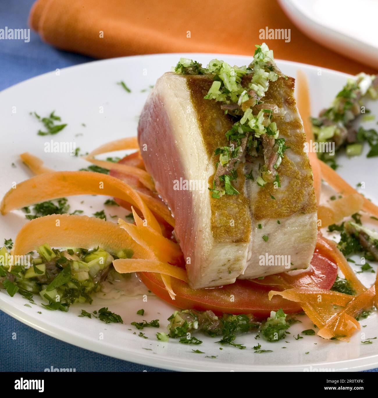 Grilled tuna with vegetables Stock Photo - Alamy