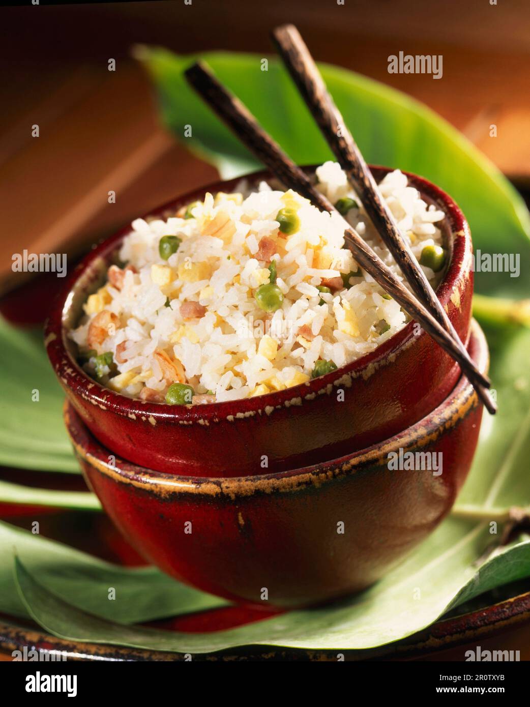 Rice sieve pan hi-res stock photography and images - Alamy