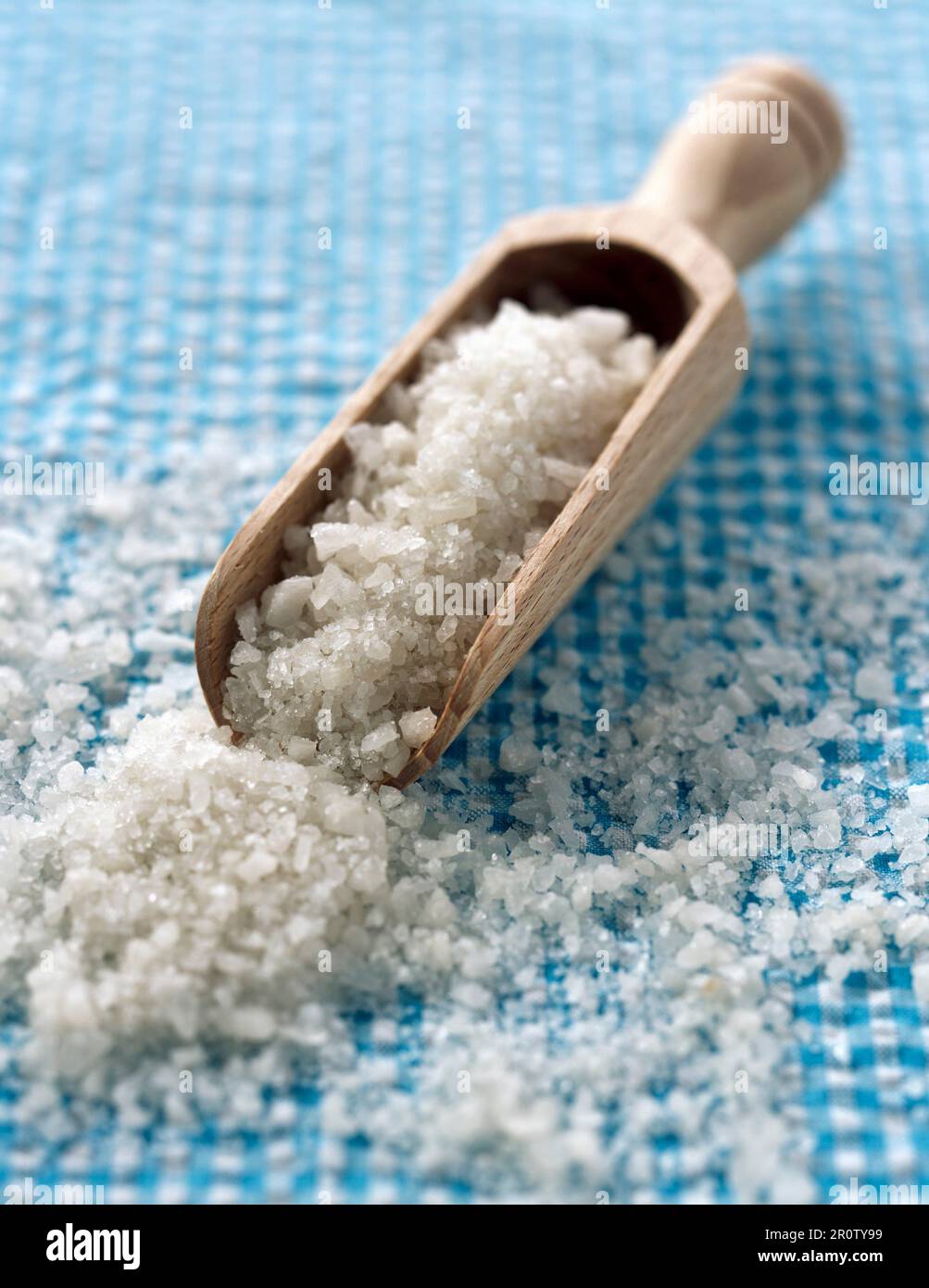 Salt pouring out salt hi-res stock photography and images - Alamy