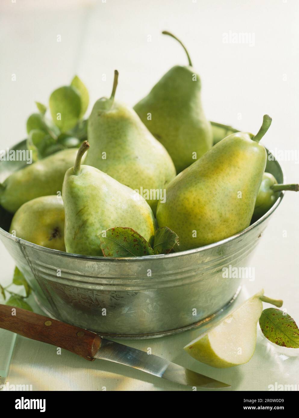 Williams bon chretien pears hi-res stock photography and images - Alamy
