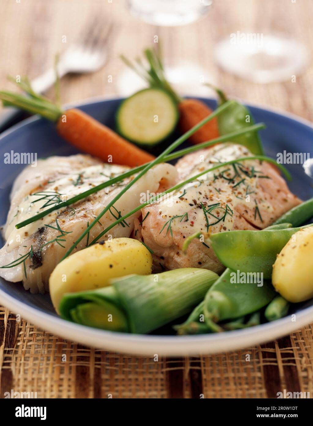 Fish potatoes bean hi-res stock photography and images - Alamy