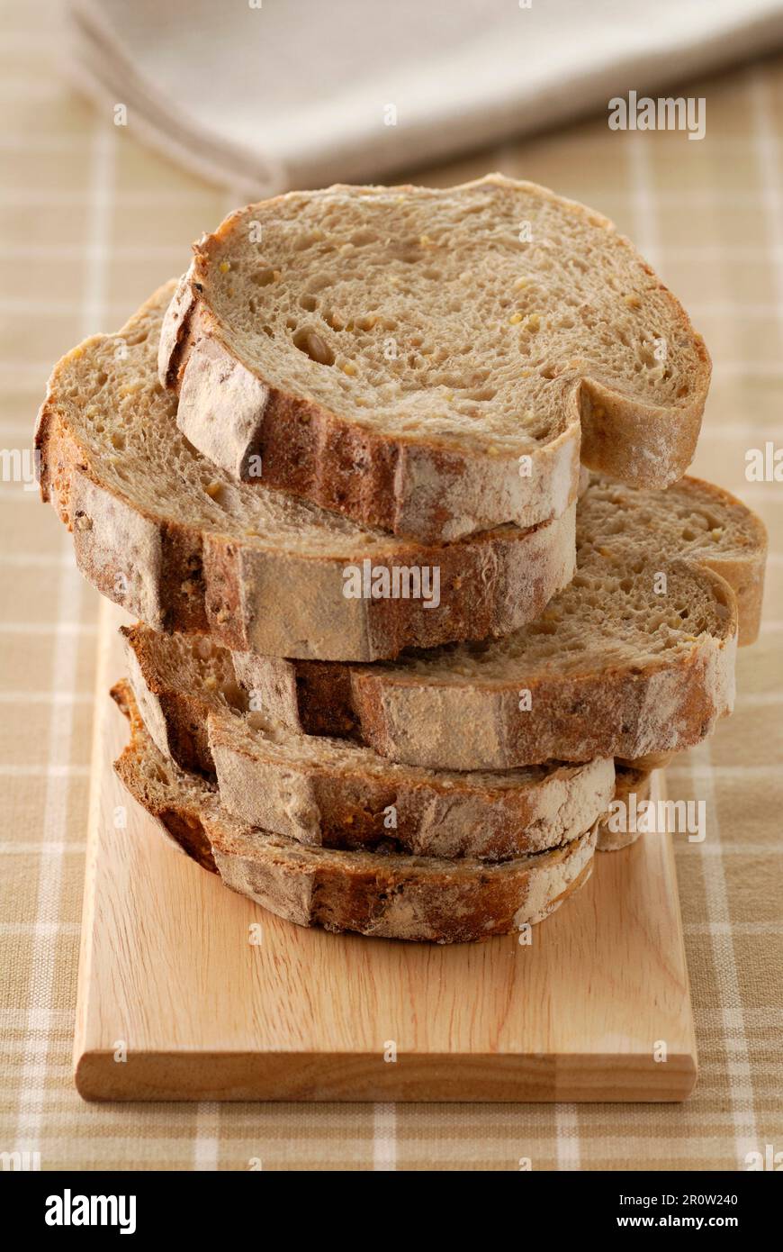 Pile of sliced granary bread Stock Photo - Alamy