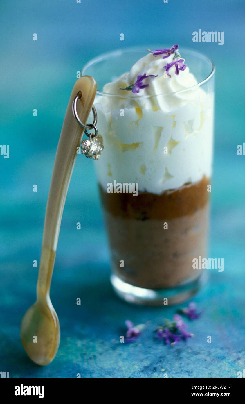 Cream gentian hi-res stock photography and images - Alamy