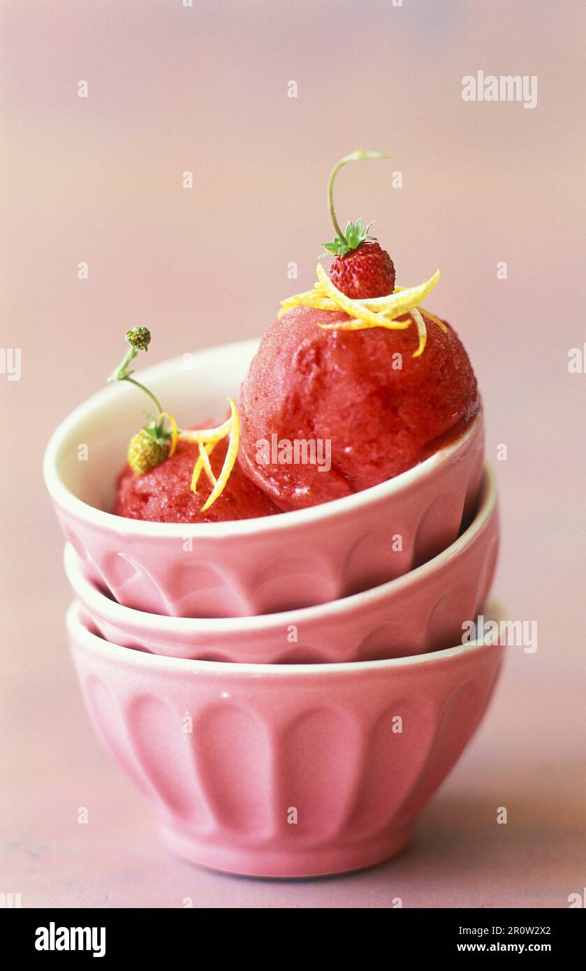 Wild strawberry sorbet Stock Photo - Alamy