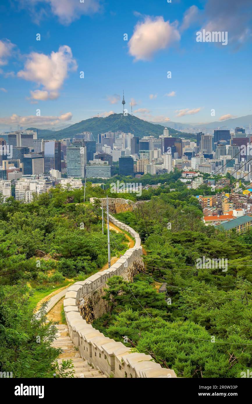 Downtown Seoul city skyline, cityscape of South Korea in Asia Stock ...