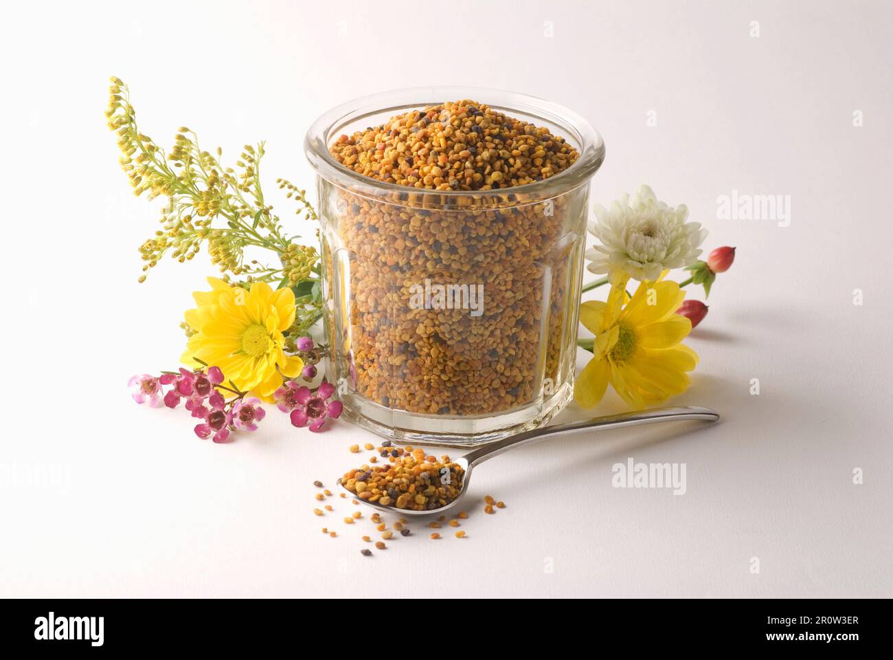 Pollen storage hi-res stock photography and images - Alamy