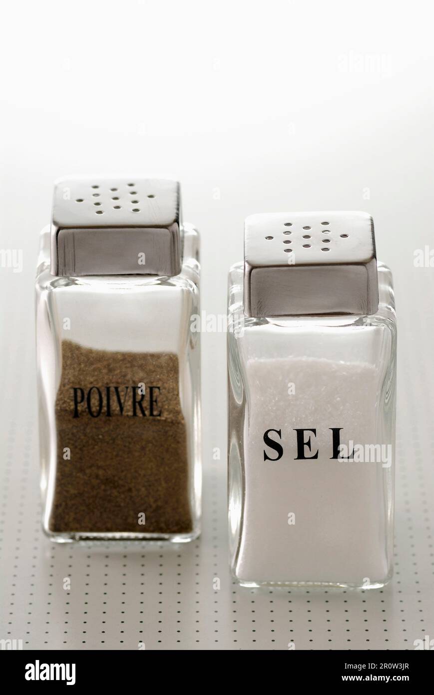 Salt and pepper pots Stock Photo - Alamy