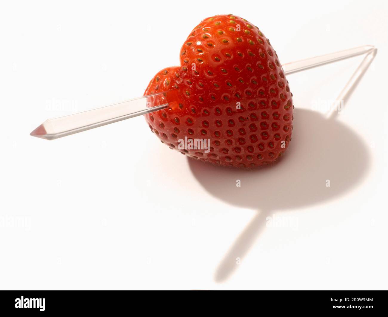 Heart shaped strawberry hi-res stock photography and images - Alamy