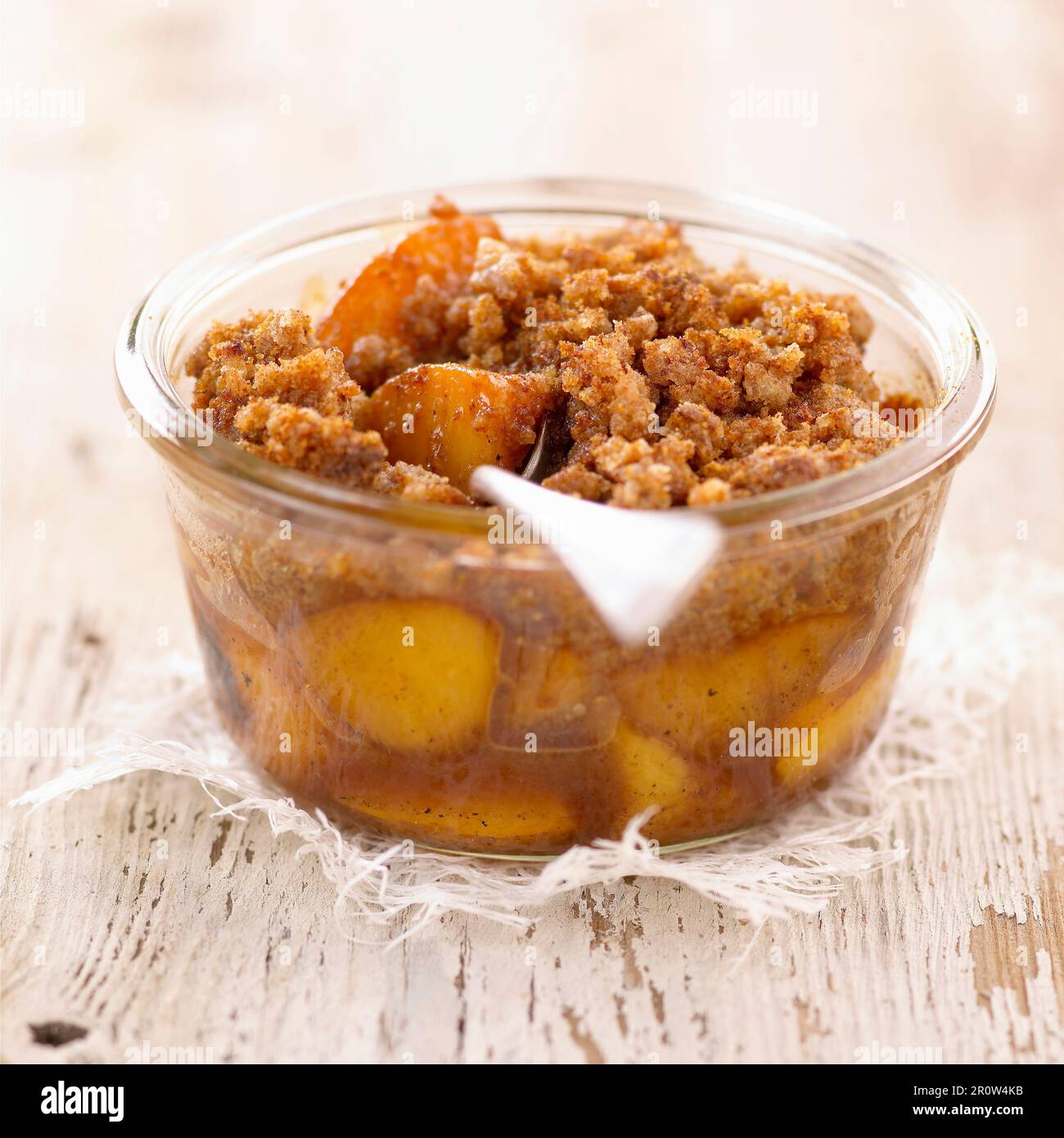 Cookie crumble topping hi-res stock photography and images - Alamy
