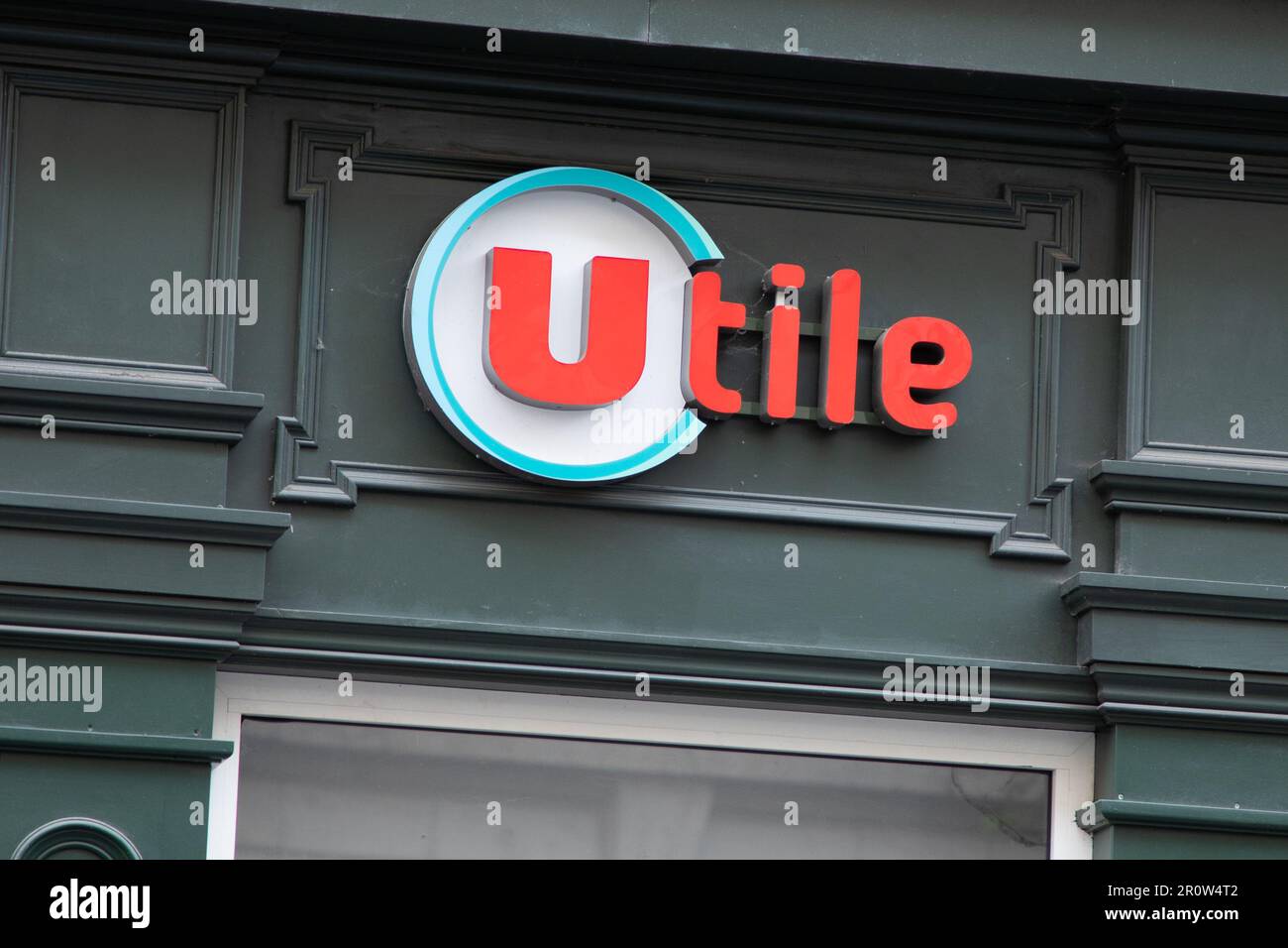 Bordeaux , Aquitaine France - 05 02 2023 : utile Super U supermarket ...