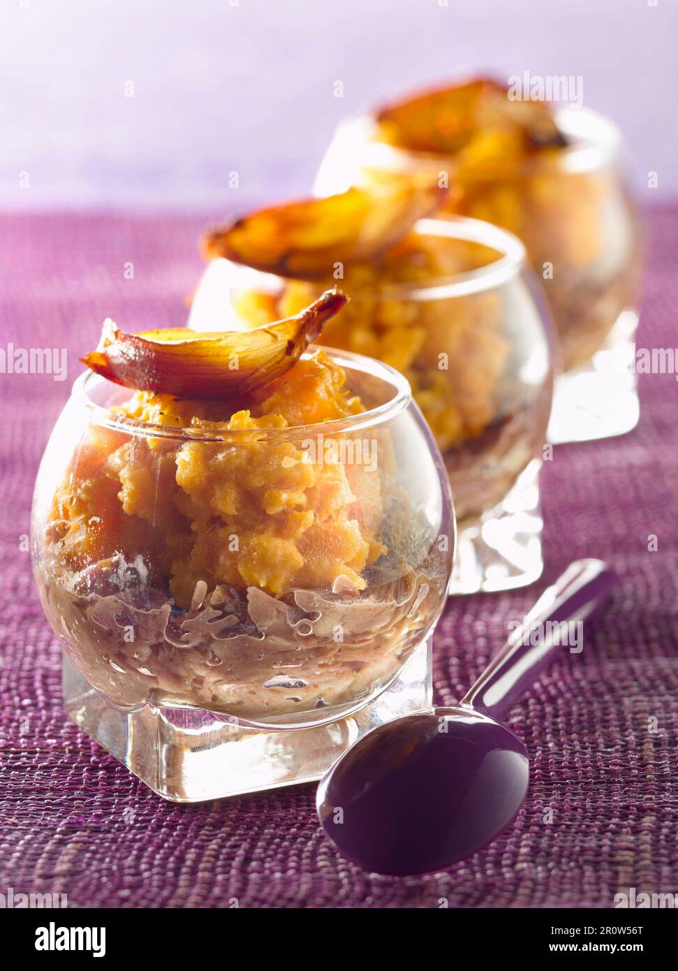 Sweet yam potato line hi-res stock photography and images - Alamy