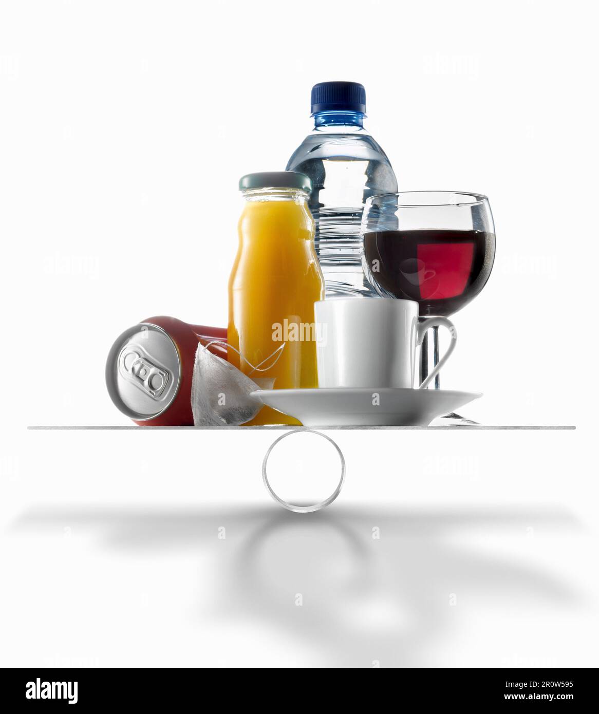 Spring balance scales hi-res stock photography and images - Alamy