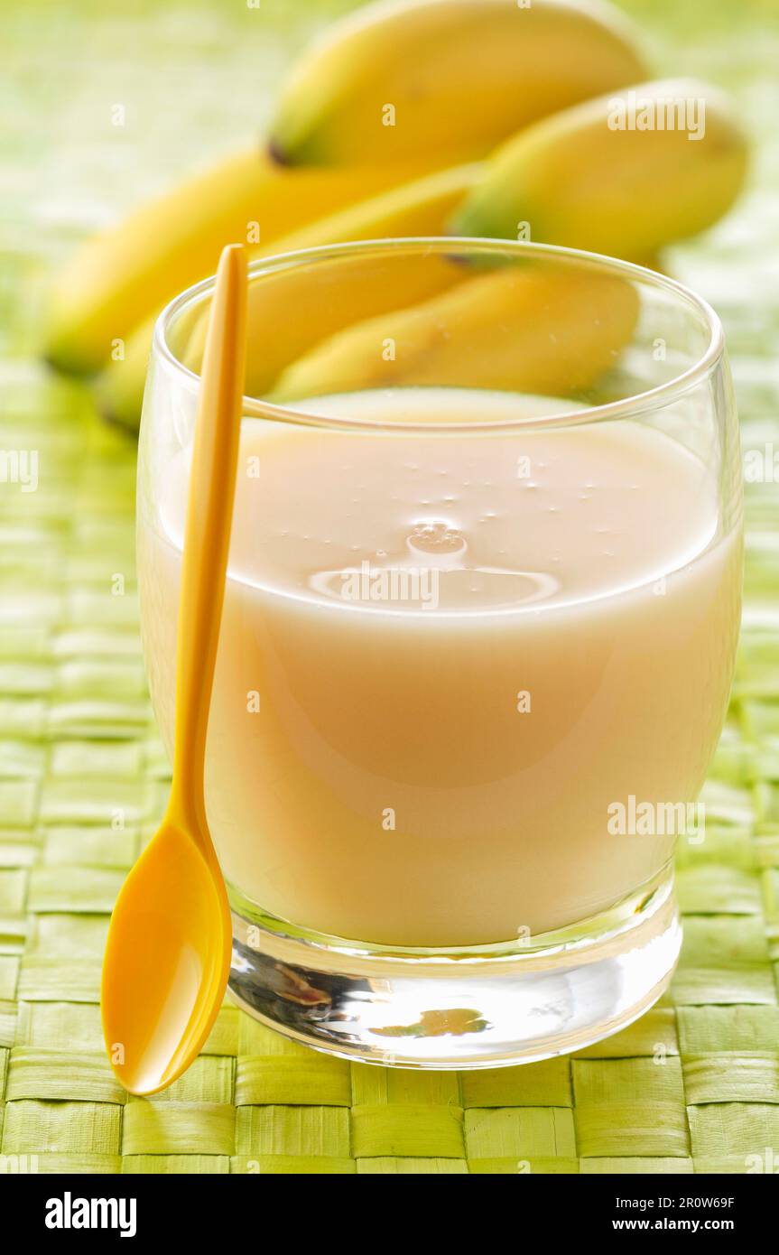 Jus simple hi-res stock photography and images - Alamy