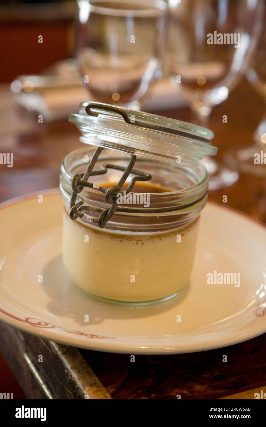 Pot of cream dessert hi-res stock photography and images - Alamy