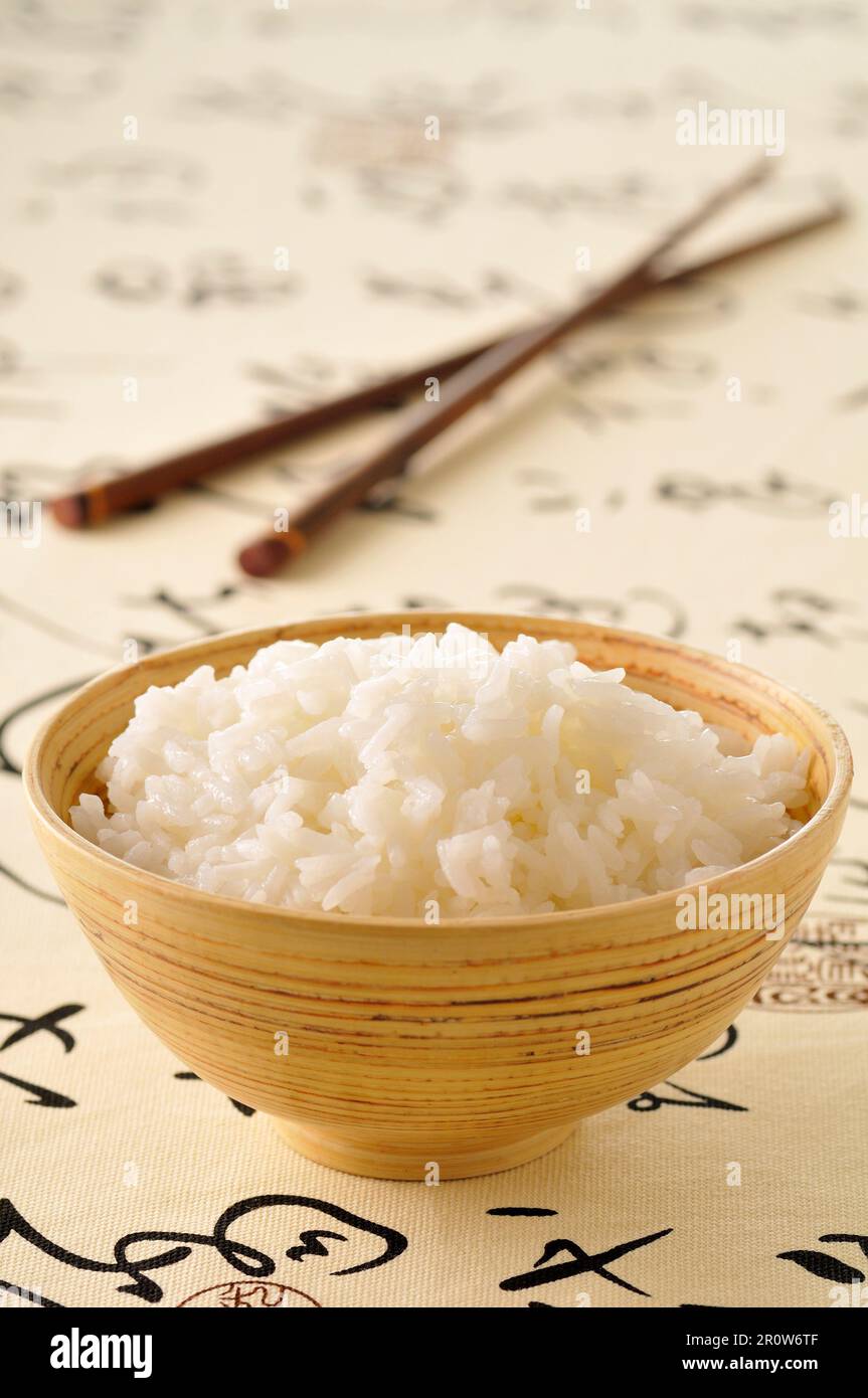 Bowl of white rice Stock Photo - Alamy