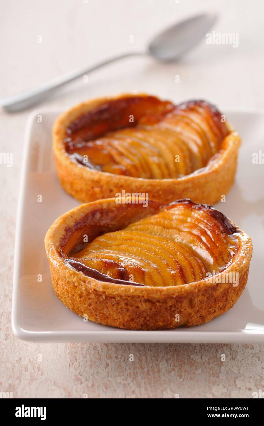 Apple gateau hi-res stock photography and images - Alamy