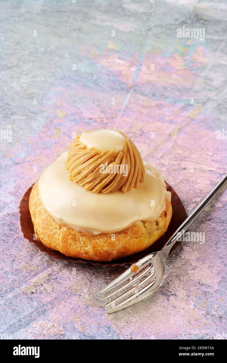 Religieuse cafe hi-res stock photography and images - Alamy