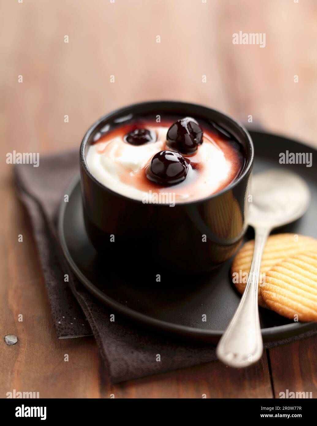 White chocolate ice cream mousse Stock Photo - Alamy