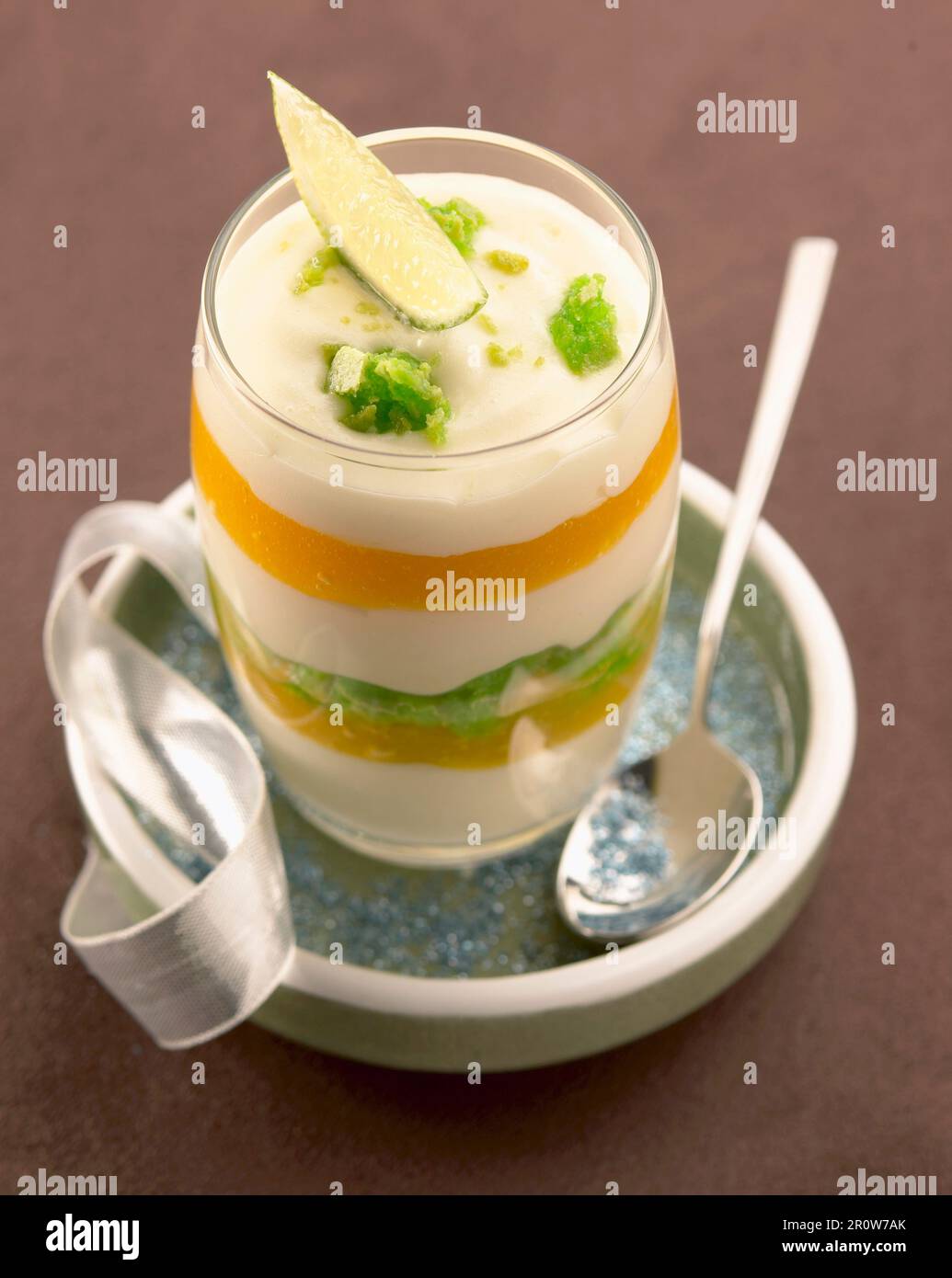 Macaroon products hi-res stock photography and images - Alamy